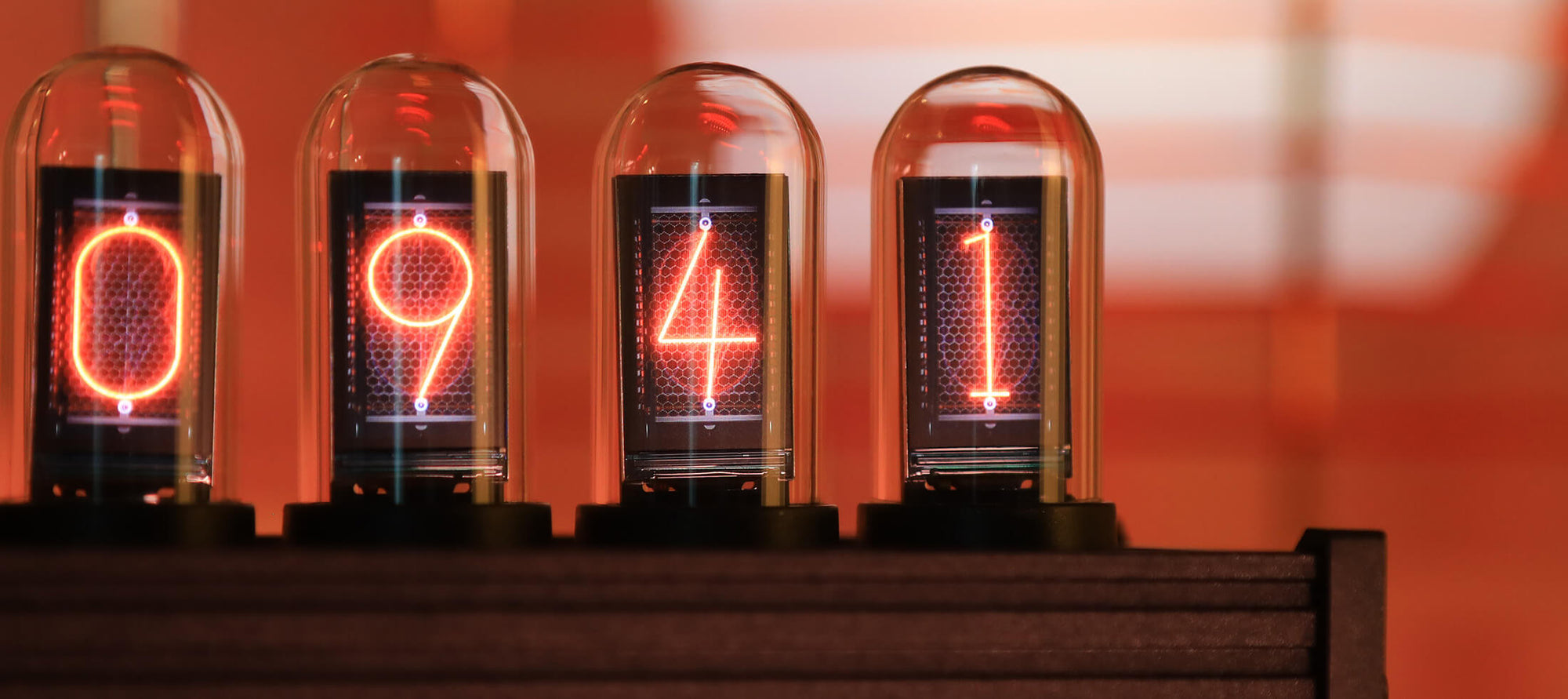 Atomic Voyage IPS Digital Clock - Nixie Tube Clock